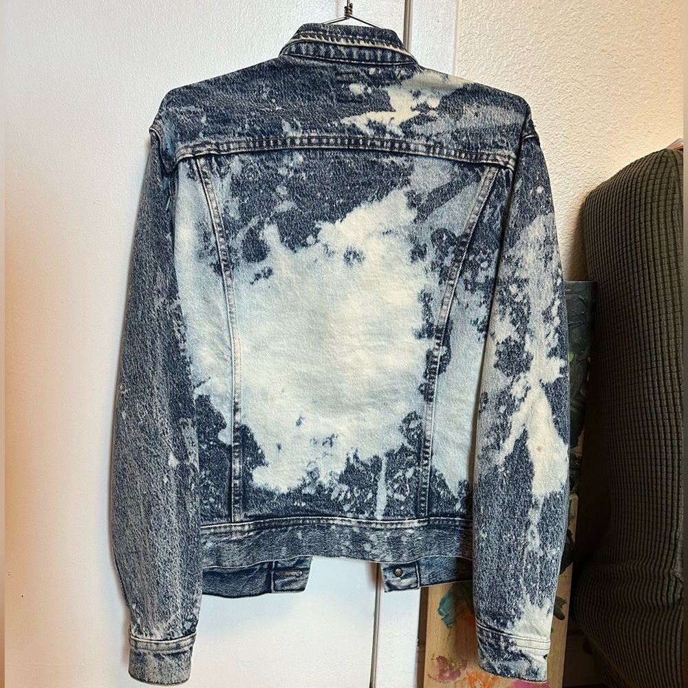 80’s Punk Inspired Acid-Wash Denim Jacket - Gem